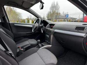 Pelēks Opel Astra 2005 Jelgava, ar dzinēja tilpumu 1.60 L un nobraukumu 172 tūkst. km par 2950 €, foto 11 vietnē AUTOMOTO.COM.LV