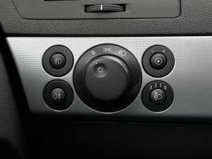 Pelēks Opel Astra 2005 Jelgava, ar dzinēja tilpumu 1.60 L un nobraukumu 172 tūkst. km par 2950 €, foto 18 vietnē AUTOMOTO.COM.LV
