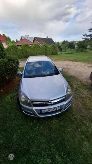 Grey Opel Astra 2005 in Anyksciai, with an engine capacity of 1.80 L and mileage of 339 thousand km for 550 €, photo  on AUTOMOTO.COM.LV