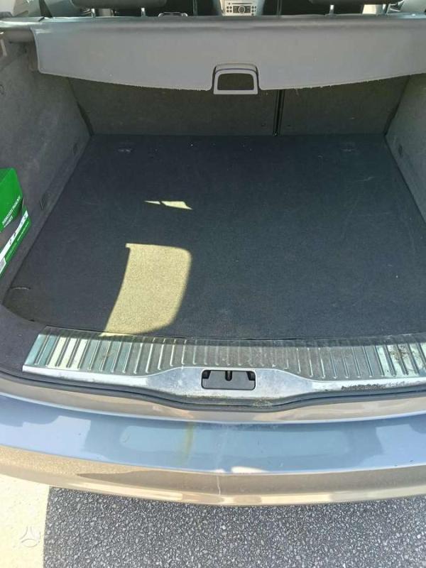 Pelēks Opel Astra 2005 Kretinga, ar dzinēja tilpumu 1.90 L un nobraukumu 330 tūkst. km par 950 €, foto 8 vietnē AUTOMOTO.COM.LV