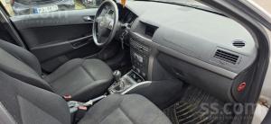 Pelēks Opel Astra 2005 Valmiera, ar dzinēja tilpumu 1.90 L un nobraukumu 424 tūkst. km par 1050 €, foto 10 vietnē AUTOMOTO.COM.LV