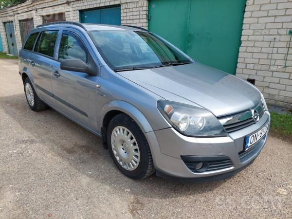 Pelēks Opel Astra 2005 Rīga, ar dzinēja tilpumu 1.80 L un nobraukumu 250 tūkst. km par 1800 €, foto 2 vietnē AUTOMOTO.COM.LV