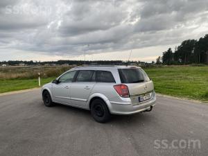 Pelēks Opel Astra 2005 Rīga, ar dzinēja tilpumu 1.70 L un nobraukumu 394 tūkst. km par 1290 €, foto 6 vietnē AUTOMOTO.COM.LV
