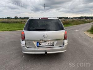 Pelēks Opel Astra 2005 Rīga, ar dzinēja tilpumu 1.70 L un nobraukumu 394 tūkst. km par 1290 €, foto 7 vietnē AUTOMOTO.COM.LV