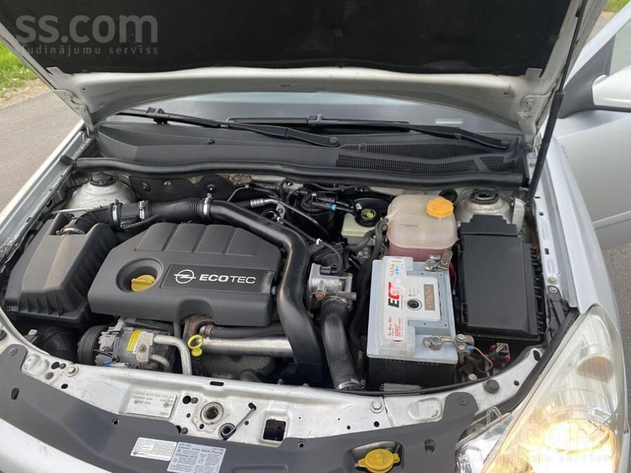 Pelēks Opel Astra 2005 Rīga, ar dzinēja tilpumu 1.70 L un nobraukumu 394 tūkst. km par 1290 €, foto 14 vietnē AUTOMOTO.COM.LV