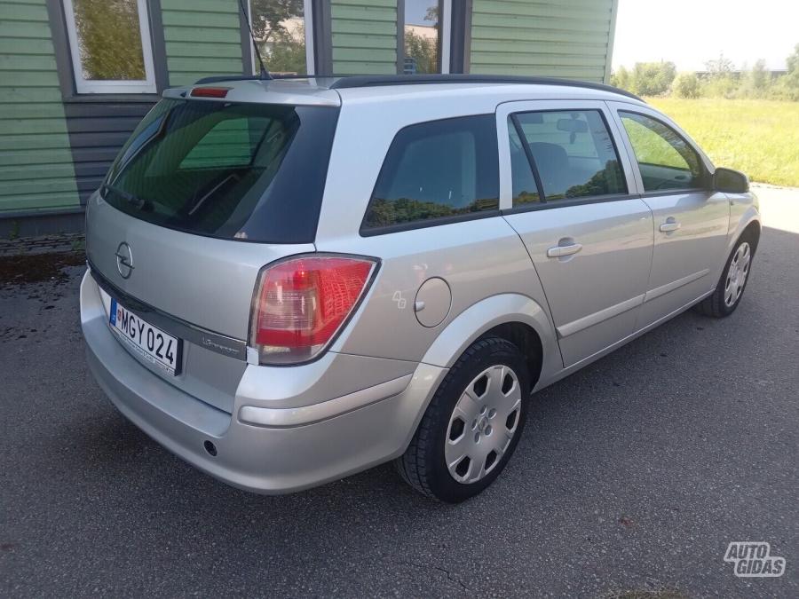 Pelēks Opel Astra 2005 Šauļi, ar dzinēja tilpumu 1.60 L un nobraukumu 224 tūkst. km par 1680 €, foto 6 vietnē AUTOMOTO.COM.LV