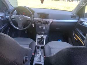 Pelēks Opel Astra 2005 Šauļi, ar dzinēja tilpumu 1.60 L un nobraukumu 224 tūkst. km par 1680 €, foto 10 vietnē AUTOMOTO.COM.LV