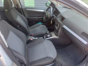Pelēks Opel Astra 2005 Šauļi, ar dzinēja tilpumu 1.60 L un nobraukumu 224 tūkst. km par 1680 €, foto 12 vietnē AUTOMOTO.COM.LV