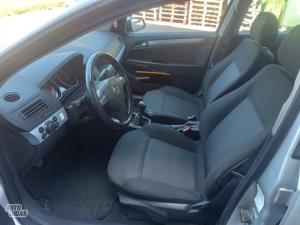 Pelēks Opel Astra 2005 Šauļi, ar dzinēja tilpumu 1.60 L un nobraukumu 224 tūkst. km par 1680 €, foto 14 vietnē AUTOMOTO.COM.LV