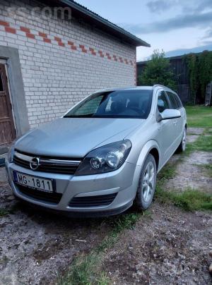 Pelēks Opel Astra 2005 Valmiera, ar dzinēja tilpumu 1.80 L un nobraukumu 300 tūkst. km par 1000 €, foto 3 vietnē AUTOMOTO.COM.LV
