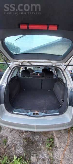 Pelēks Opel Astra 2005 Valmiera, ar dzinēja tilpumu 1.80 L un nobraukumu 300 tūkst. km par 1000 €, foto 7 vietnē AUTOMOTO.COM.LV