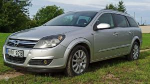 Pelēks Opel Astra 2005 Pakruojis, ar dzinēja tilpumu 1.90 L un nobraukumu 295 tūkst. km par 1400 €, foto 3 vietnē AUTOMOTO.COM.LV