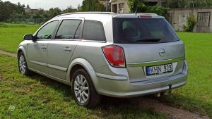 Pelēks Opel Astra 2005 Pakruojis, ar dzinēja tilpumu 1.90 L un nobraukumu 295 tūkst. km par 1400 €, foto 5 vietnē AUTOMOTO.COM.LV