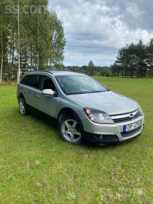 Grey Opel Astra 2005 in Liepaja, with an engine capacity of 1.90 L and mileage of 290 thousand km for 1200 €, photo  on AUTOMOTO.COM.LV