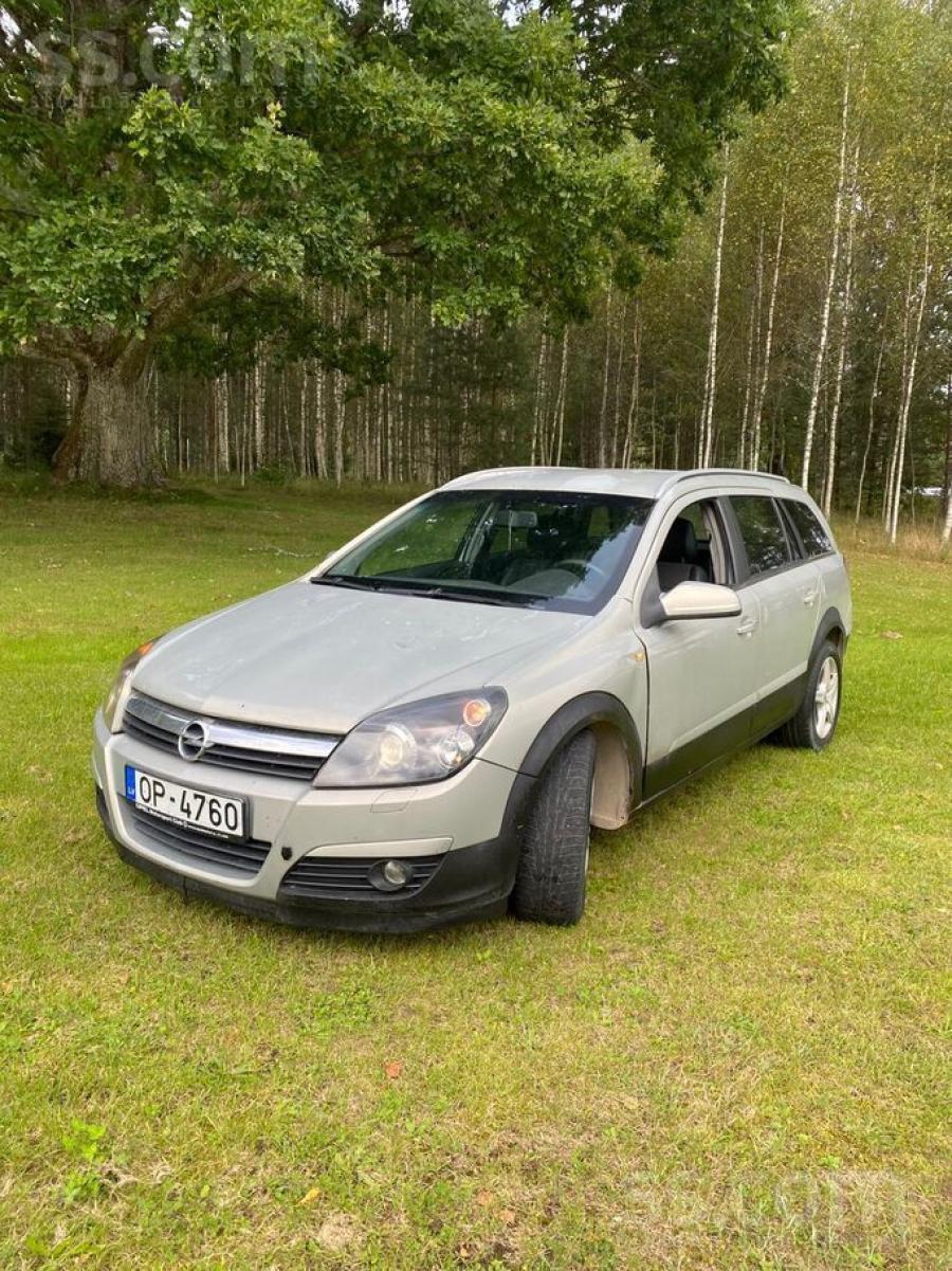 Grey Opel Astra 2005 in Liepaja, with an engine capacity of 1.90 L and mileage of 290 thousand km for 1200 €, photo 4 on AUTOMOTO.COM.LV