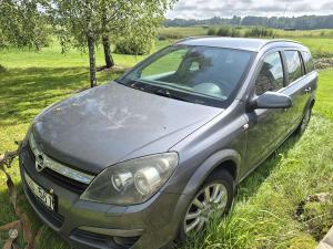 Grey Opel Astra 2005 in Utena, with an engine capacity of 1.69 L and mileage of 3 thousand km for 450 €, photo  on AUTOMOTO.COM.LV