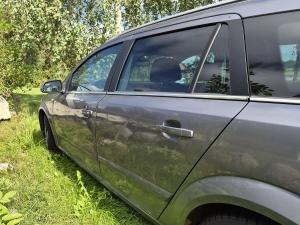Grey Opel Astra 2005 in Utena, with an engine capacity of 1.69 L and mileage of 3 thousand km for 450 €, photo 9 on AUTOMOTO.COM.LV
