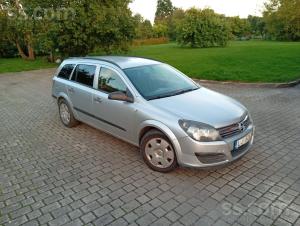 Grey Opel Astra 2005 in Cesis, with an engine capacity of 1.90 L and mileage of 286 thousand km for 1190 €, photo 3 on AUTOMOTO.COM.LV