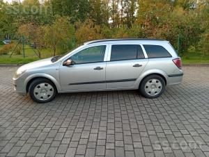 Grey Opel Astra 2005 in Cesis, with an engine capacity of 1.90 L and mileage of 286 thousand km for 1190 €, photo 5 on AUTOMOTO.COM.LV