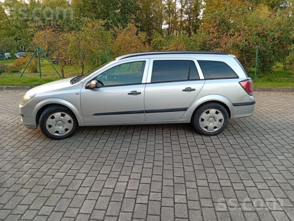 Pelēks Opel Astra 2005 Cēsis, ar dzinēja tilpumu 1.90 L un nobraukumu 286 tūkst. km par 1190 €, foto 7 vietnē AUTOMOTO.COM.LV