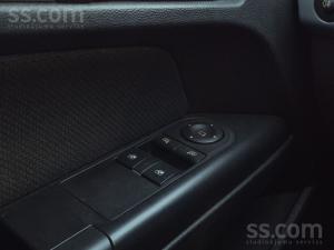 Grey Opel Astra 2005 in Riga, with an engine capacity of 1.70 L and mileage of 240 thousand km for 1600 €, photo 15 on AUTOMOTO.COM.LV