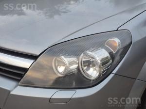 Grey Opel Astra 2005 in Riga, with an engine capacity of 1.70 L and mileage of 240 thousand km for 1600 €, photo 17 on AUTOMOTO.COM.LV