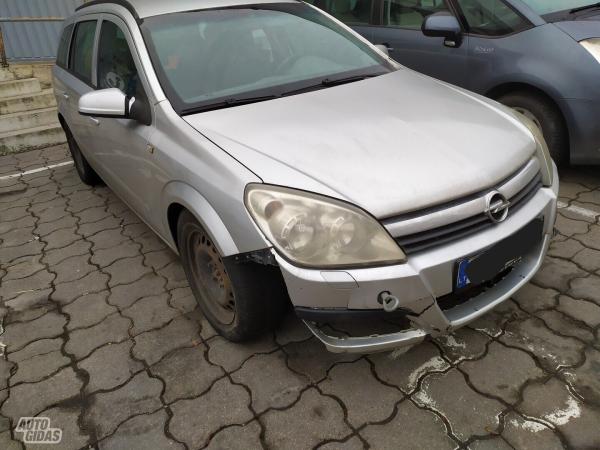 Pelēks Opel Astra 2006 Viļņa, ar dzinēja tilpumu 1.60 L un nobraukumu 400 tūkst. km par 999 €, foto 2 vietnē AUTOMOTO.COM.LV