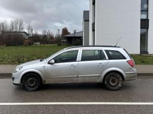 Grey Opel Astra 2006 in Kaunas, with an engine capacity of 1.91 L and mileage of 181 thousand km for 1000 €, photo  on AUTOMOTO.COM.LV