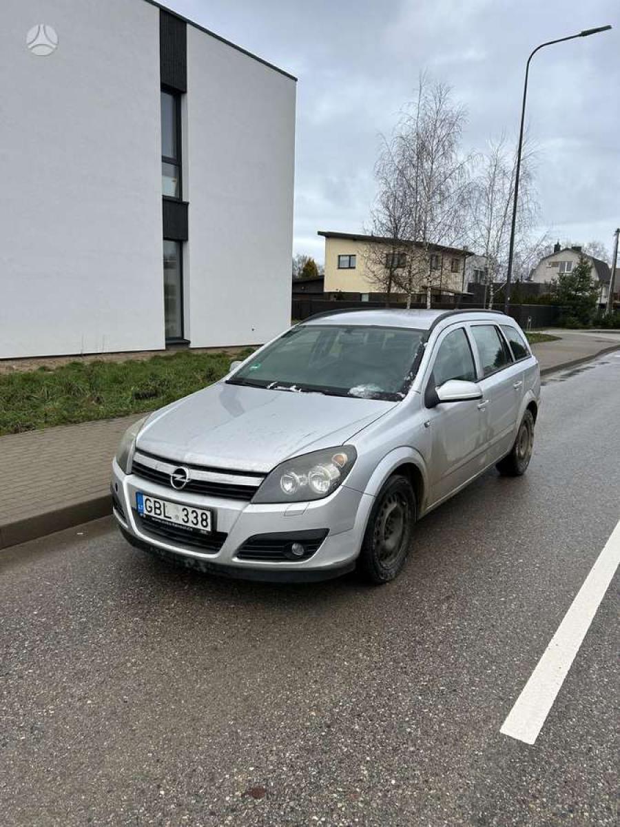 Pelēks Opel Astra 2006 Kauņa, ar dzinēja tilpumu 1.91 L un nobraukumu 181 tūkst. km par 1000 €, foto 2 vietnē AUTOMOTO.COM.LV