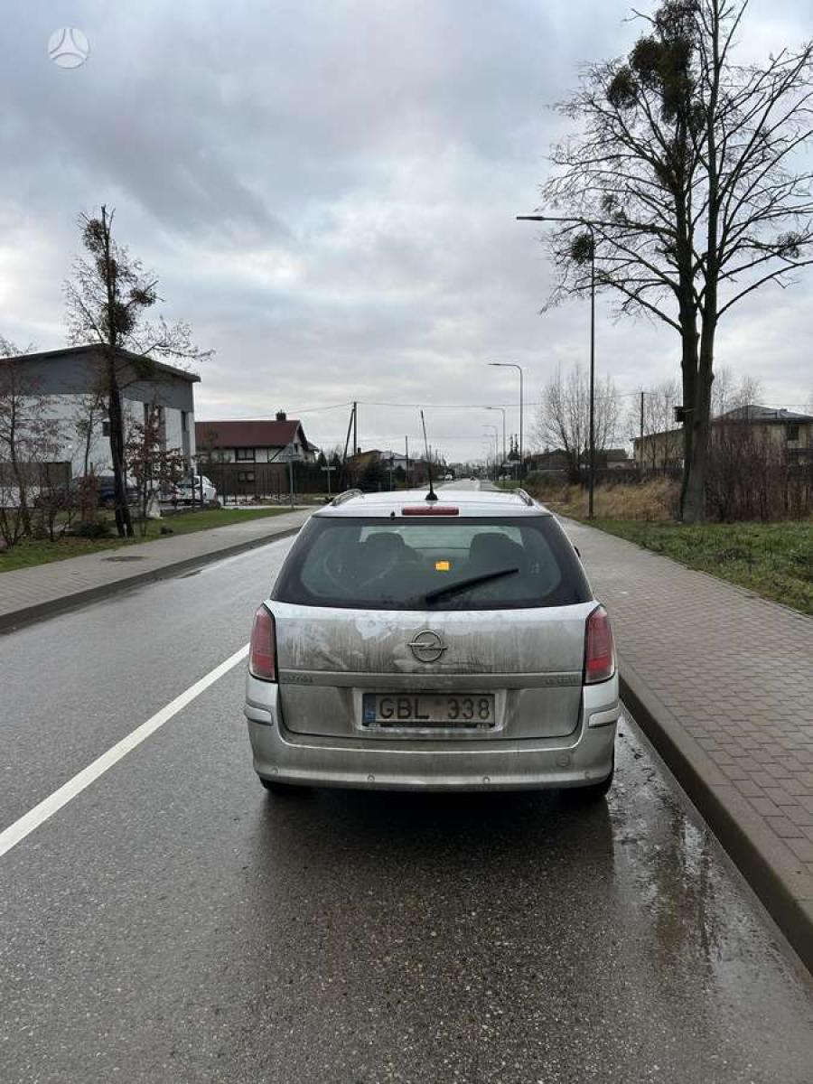 Pelēks Opel Astra 2006 Kauņa, ar dzinēja tilpumu 1.91 L un nobraukumu 181 tūkst. km par 1000 €, foto 5 vietnē AUTOMOTO.COM.LV