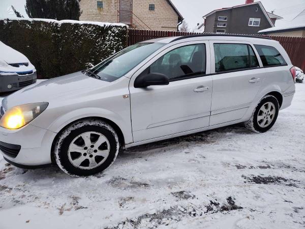 Pelēks Opel Astra 2006 Vilkaviškis, ar dzinēja tilpumu 1.60 L un nobraukumu 248 tūkst. km par 1199 €, foto 8 vietnē AUTOMOTO.COM.LV