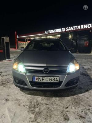 Pelēks Opel Astra 2006 Kauņa, ar dzinēja tilpumu 1.91 L un nobraukumu 387 tūkst. km par 1290 €, foto 2 vietnē AUTOMOTO.COM.LV