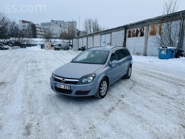 Grey Opel Astra 2006 in Riga, with an engine capacity of 1.90 L and mileage of 321 thousand km for 1700 €, photo 1 on AUTOMOTO.COM.LV