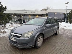 Grey Opel Astra 2006 in Vilnius, with an engine capacity of 1.90 L and mileage of 340 thousand km for 650 €, photo  on AUTOMOTO.COM.LV