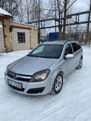 Grey Opel Astra 2006 in Riga, with an engine capacity of 1.90 L and mileage of 224 thousand km for 800 €, photo  on AUTOMOTO.COM.LV