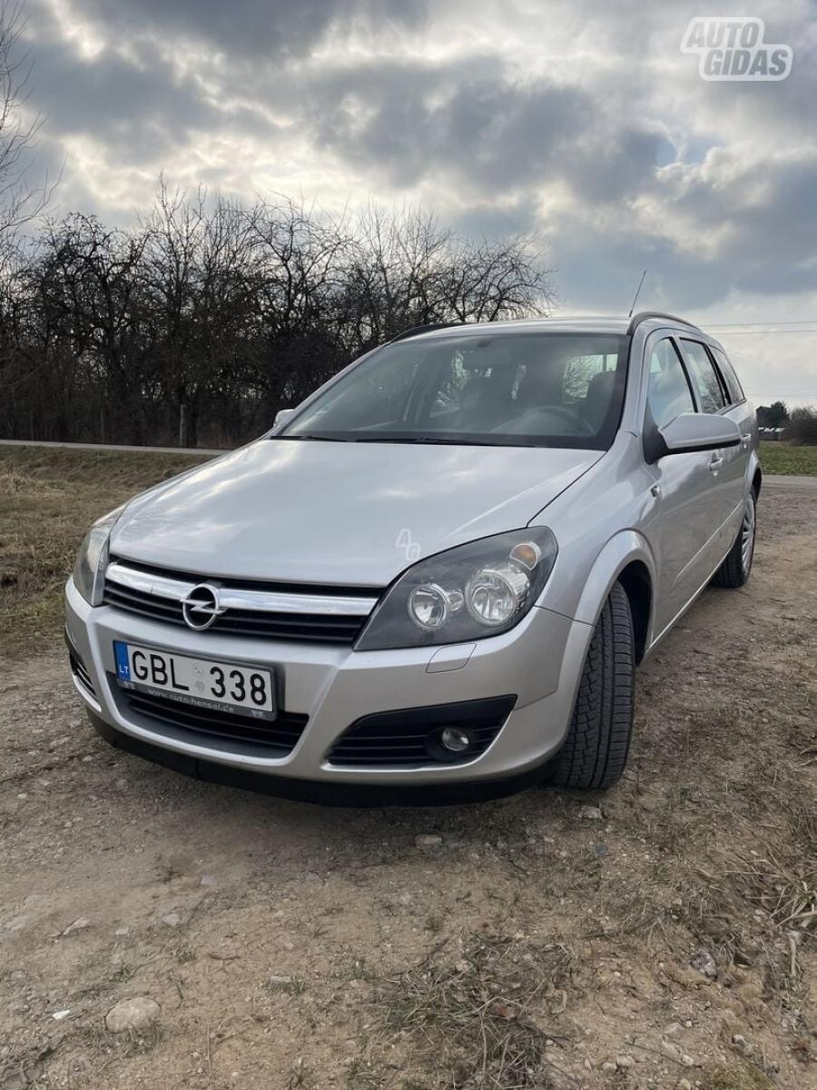 Pelēks Opel Astra 2006 Alīta, ar dzinēja tilpumu 1.90 L un nobraukumu 180 tūkst. km par 1600 €, foto 3 vietnē AUTOMOTO.COM.LV
