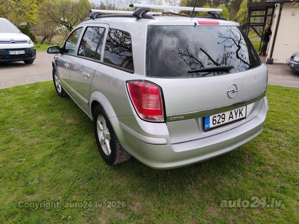 Grey Opel Astra 2006 in Tallinn, with an engine capacity of 1.40 L and mileage of 187 thousand km for 1400 €, photo 5 on AUTOMOTO.COM.LV