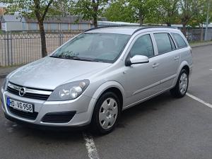 Grey Opel Astra 2006 in Telschi, with an engine capacity of 1.60 L and mileage of 255 thousand km for 1500 €, photo 4 on AUTOMOTO.COM.LV