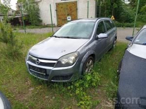 Pelēks Opel Astra 2006 Rīga, ar dzinēja tilpumu 1.70 L un nobraukumu 300 tūkst. km par 350 €, foto 3 vietnē AUTOMOTO.COM.LV