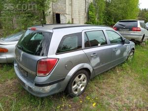 Pelēks Opel Astra 2006 Rīga, ar dzinēja tilpumu 1.70 L un nobraukumu 300 tūkst. km par 350 €, foto 4 vietnē AUTOMOTO.COM.LV