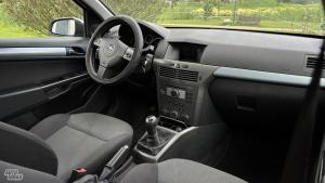 Pelēks Opel Astra 2006 Šilutė, ar dzinēja tilpumu 1.90 L un nobraukumu 277 tūkst. km par 870 €, foto 14 vietnē AUTOMOTO.COM.LV