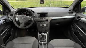 Pelēks Opel Astra 2006 Šilutė, ar dzinēja tilpumu 1.90 L un nobraukumu 277 tūkst. km par 870 €, foto 15 vietnē AUTOMOTO.COM.LV