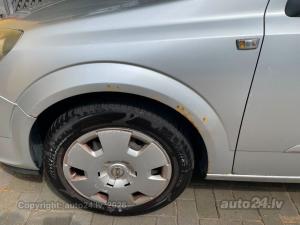 Pelēks Opel Astra 2006 Tallina, ar dzinēja tilpumu 1.60 L un nobraukumu 175 tūkst. km par 1950 €, foto 14 vietnē AUTOMOTO.COM.LV