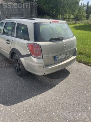 Pelēks Opel Astra 2006 Limbaži, ar dzinēja tilpumu 1.70 L un nobraukumu 394 tūkst. km par 1150 €, foto 3 vietnē AUTOMOTO.COM.LV