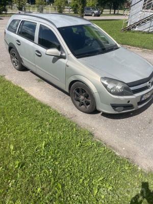 Pelēks Opel Astra 2006 Limbaži, ar dzinēja tilpumu 1.70 L un nobraukumu 394 tūkst. km par 1150 €, foto 4 vietnē AUTOMOTO.COM.LV