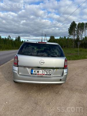 Pelēks Opel Astra 2006 Balvi, ar dzinēja tilpumu 1.90 L un nobraukumu 334 tūkst. km par 1200 €, foto 5 vietnē AUTOMOTO.COM.LV