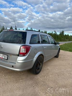 Pelēks Opel Astra 2006 Balvi, ar dzinēja tilpumu 1.90 L un nobraukumu 334 tūkst. km par 1200 €, foto 7 vietnē AUTOMOTO.COM.LV