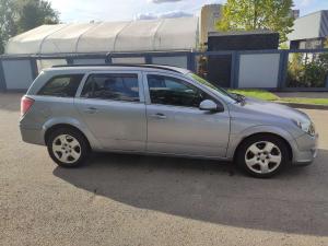 Pelēks Opel Astra 2006 Šauļi, ar dzinēja tilpumu 1.69 L un nobraukumu 283 tūkst. km par 1290 €, foto 7 vietnē AUTOMOTO.COM.LV