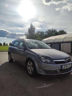 Pelēks Opel Astra 2006 Šauļi, ar dzinēja tilpumu 1.69 L un nobraukumu 283 tūkst. km par 1290 €, foto 11 vietnē AUTOMOTO.COM.LV