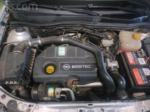 Pelēks Opel Astra 2006 Gulbene, ar dzinēja tilpumu 1.70 L un nobraukumu 334 tūkst. km par 1500 €, foto 10 vietnē AUTOMOTO.COM.LV